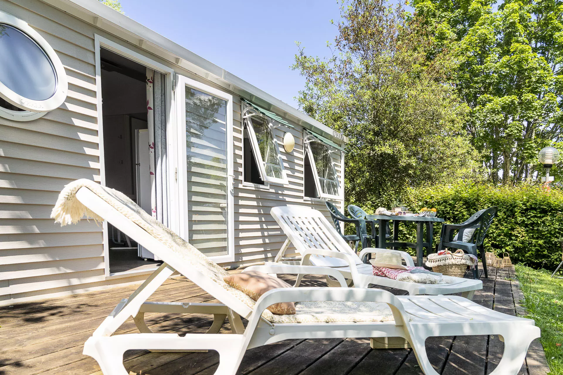 Camping Romanee Les Grottes de Roffy 4*, Sainte Nathalene, Sud Ouest ...